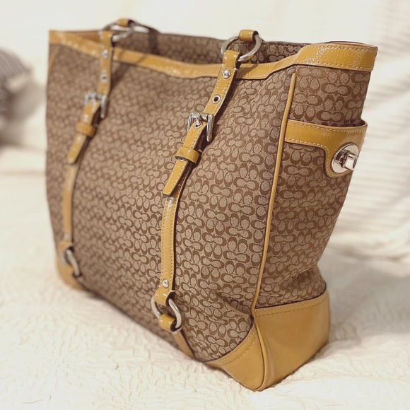 Coach | Bags | Coach Signature Jacquard Tan Canvas Large Leather Book ...